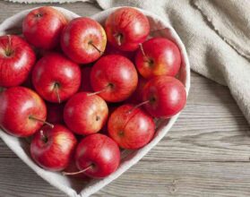 Συγκέντρωση ενάντια στις ανεμογεννήτριες στον Κοσμά